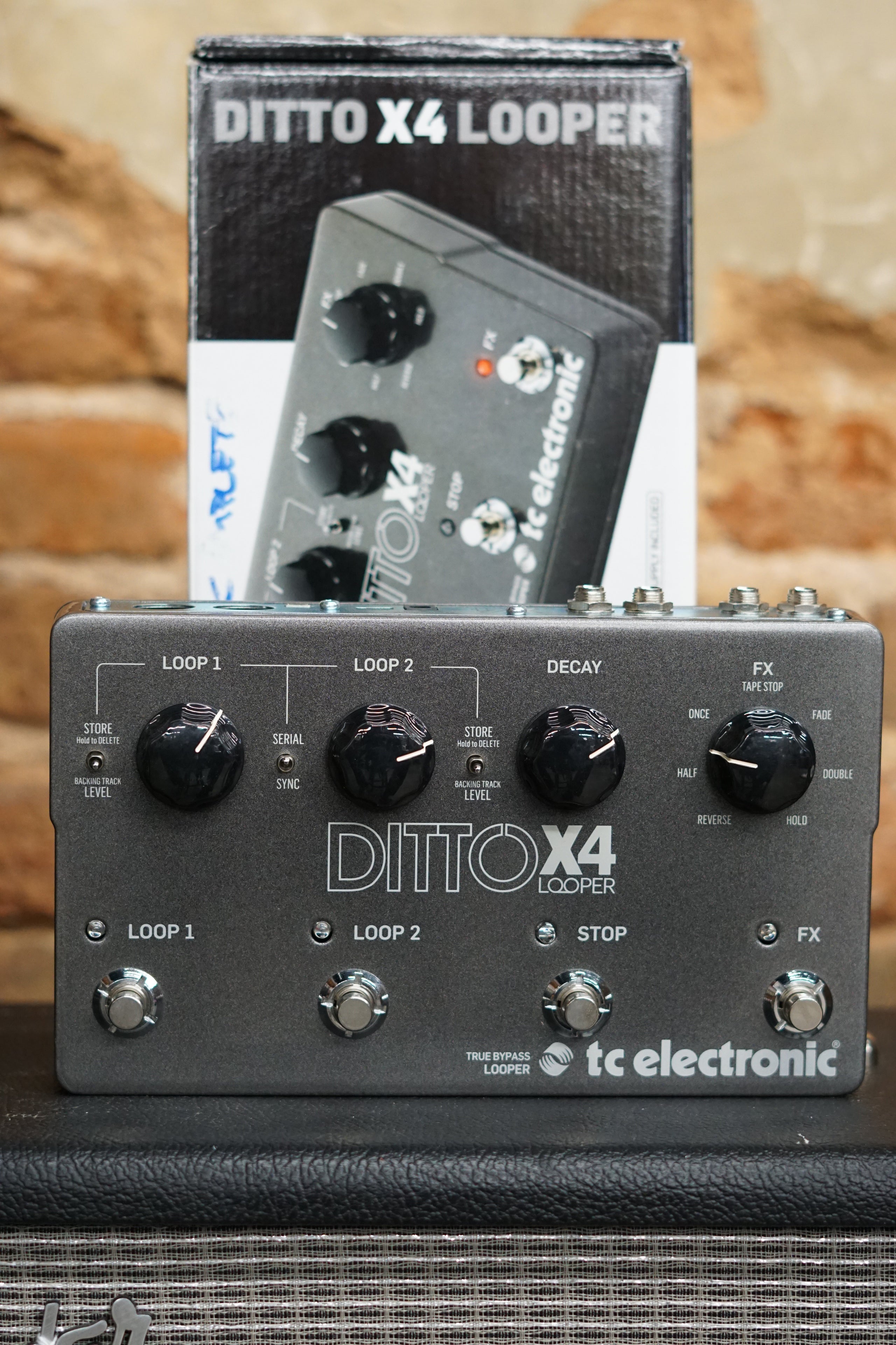 TC Electronics Ditto X4 Lopper | Riff Wizard Guitars